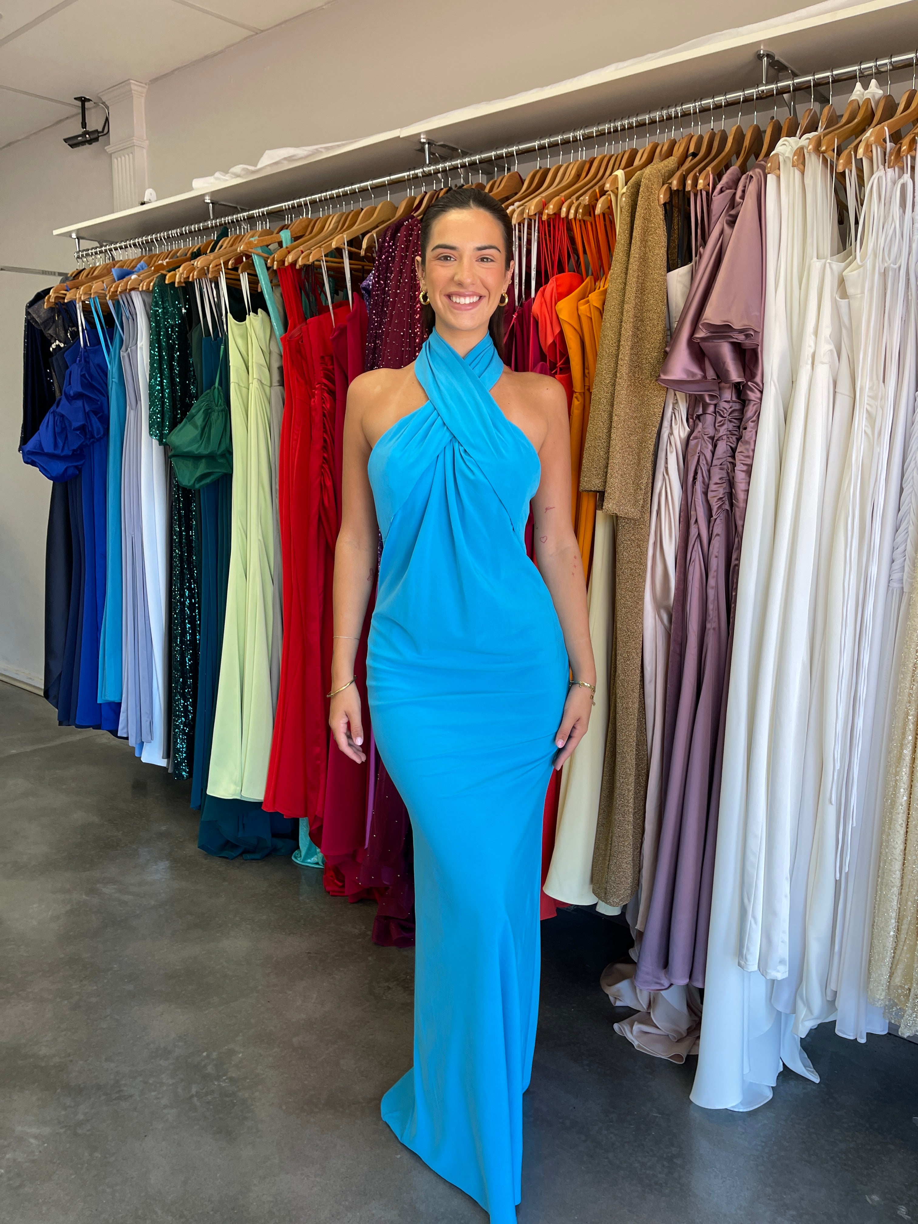 Cleo Cross Over Halter – Goldilocks Boutique + Ciss & Cola