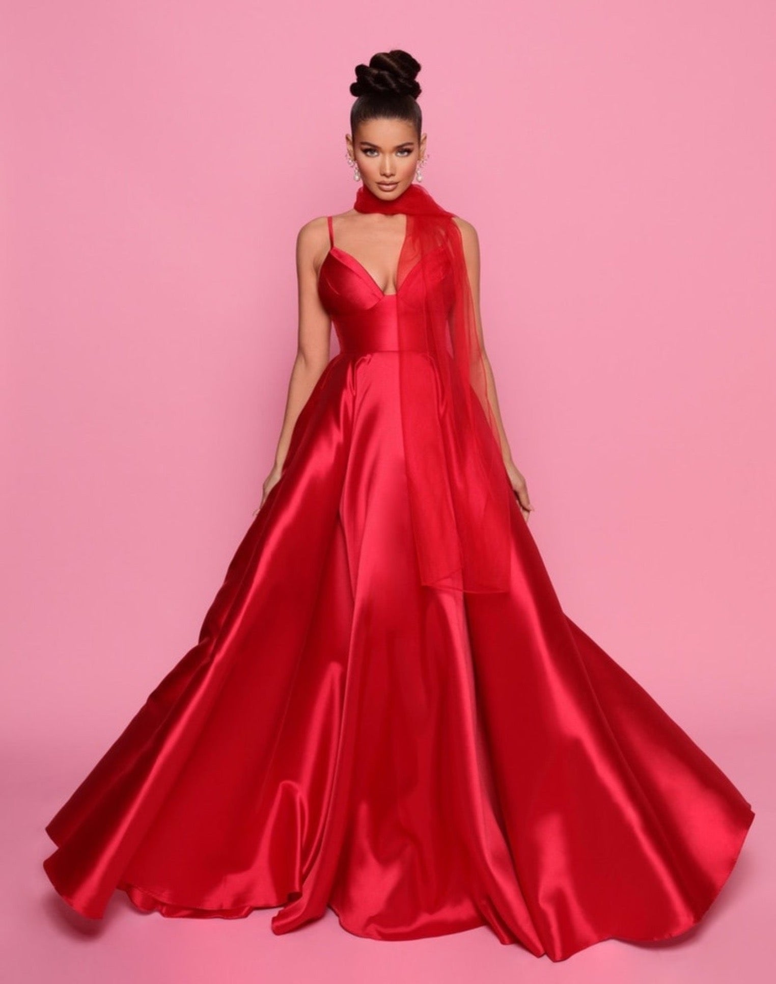 Jessie Gown – Goldilocks Boutique + Ciss & Cola